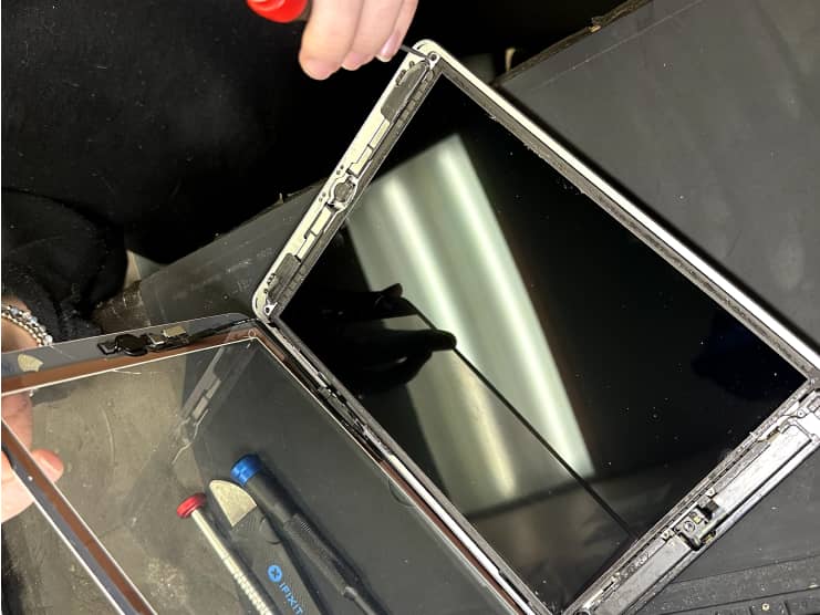 On the Geaux Repair | #1 Phone Repair in West Monroe, LA